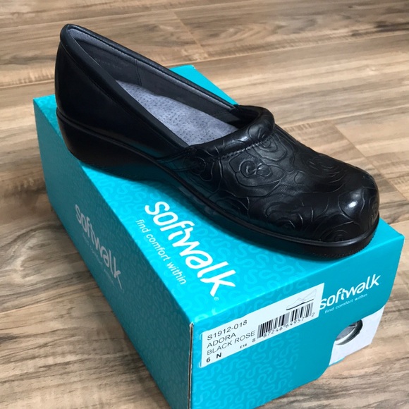 SoftWalk | Shoes | Nib Softwalk Brand Adora Leather Clogs With Rose ...